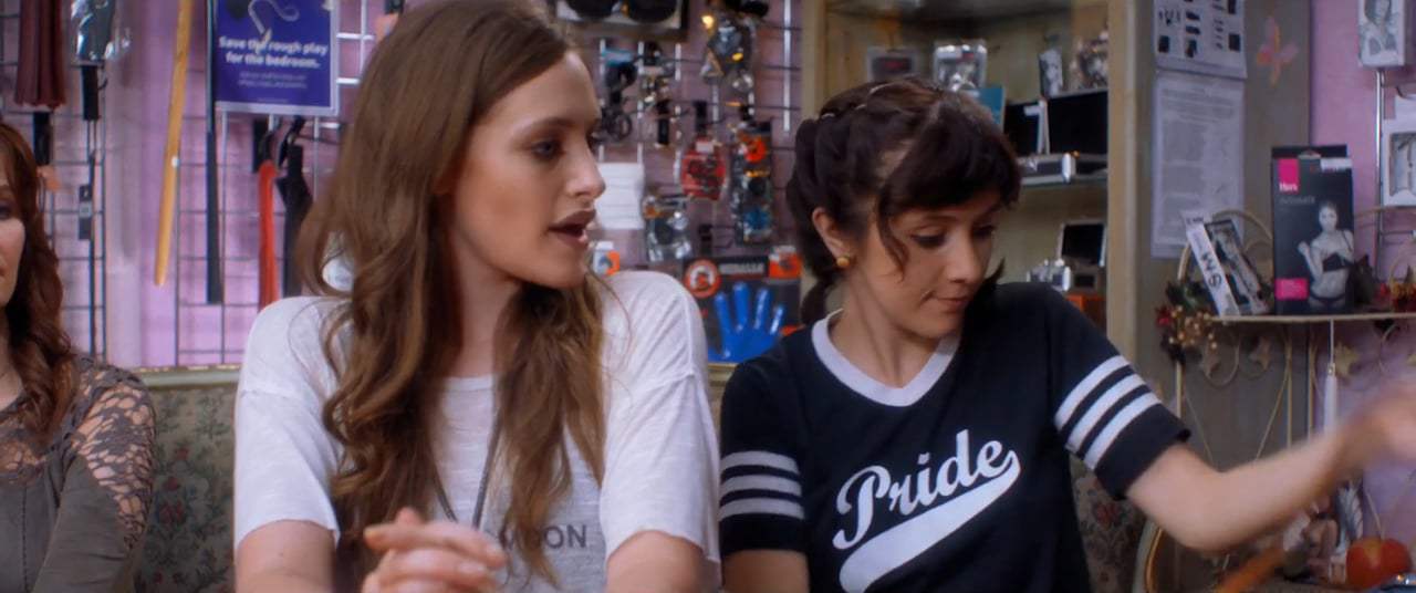 Social Animals (2018) Review