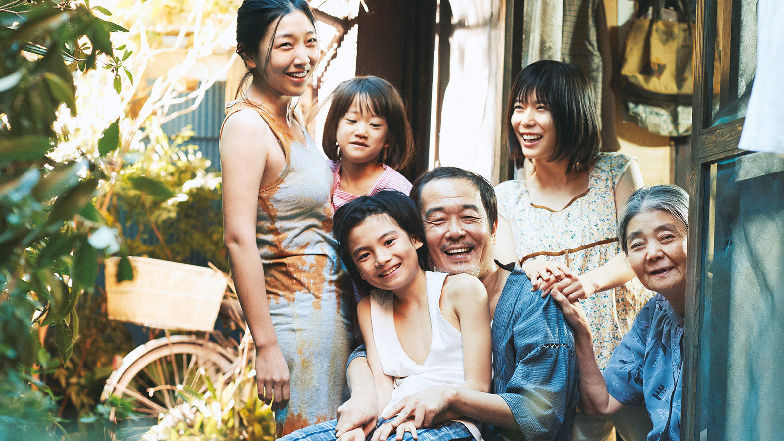 'Shoplifters' Review - A poetic masterpiece | Ready Steady Cut