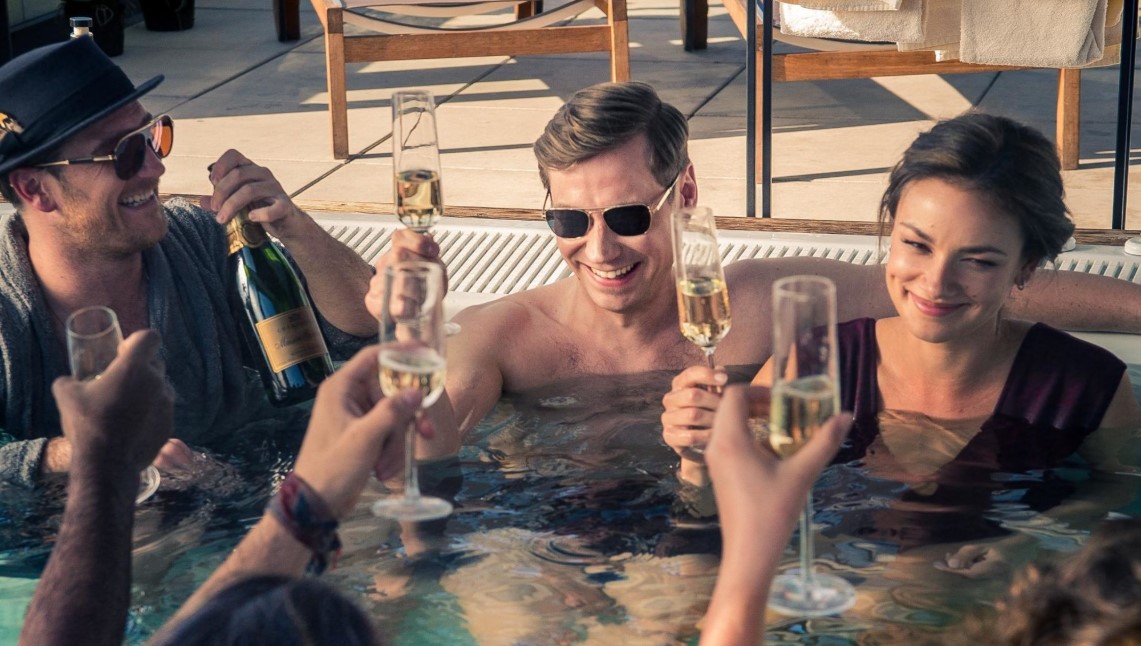 Rising High review - German Netflix film surfaces a flawed protagonist