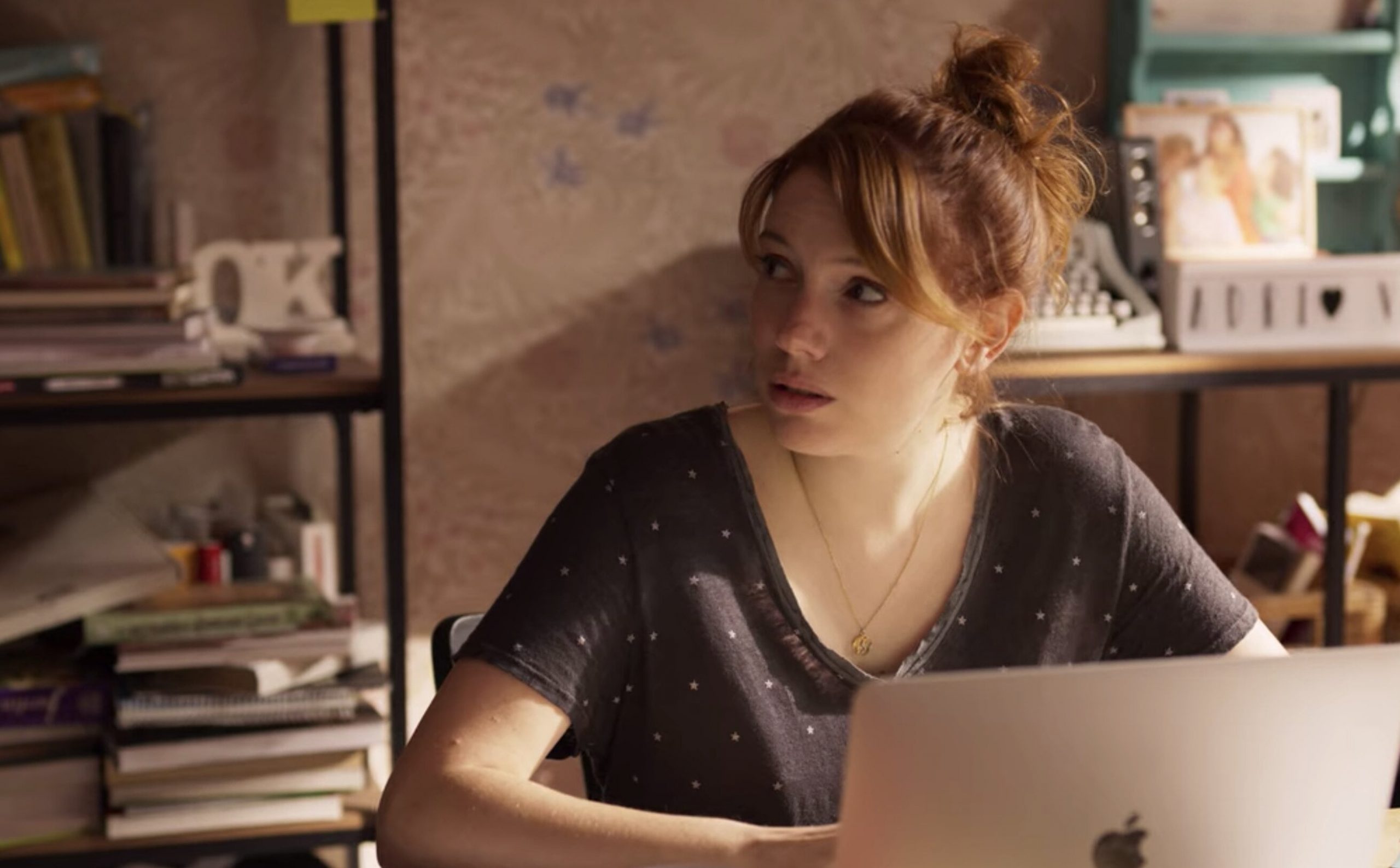 Valeria season 1 review - a witty and romantic female-led series