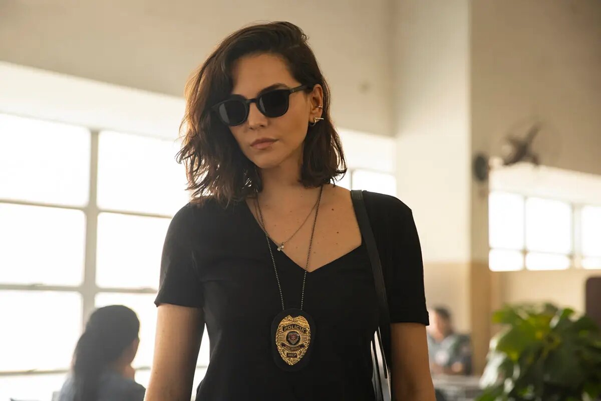 Good Morning, Verônica Season 1 Review
