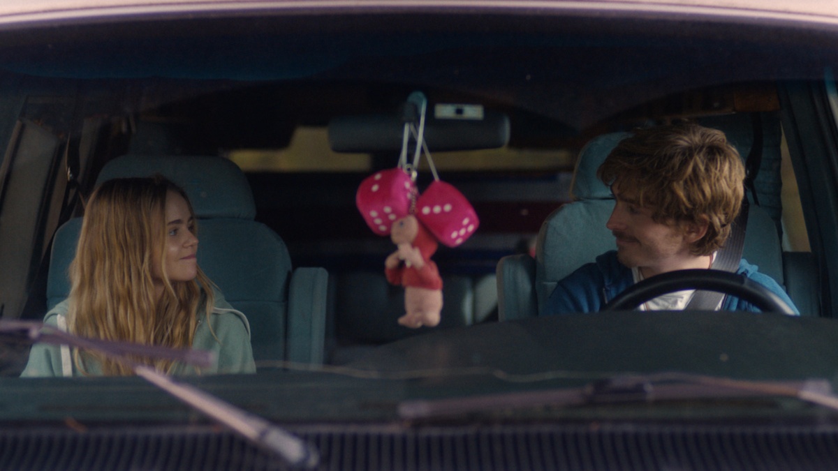 'Penelope' Review - Frictionless Coming-Of-Age Twaddle